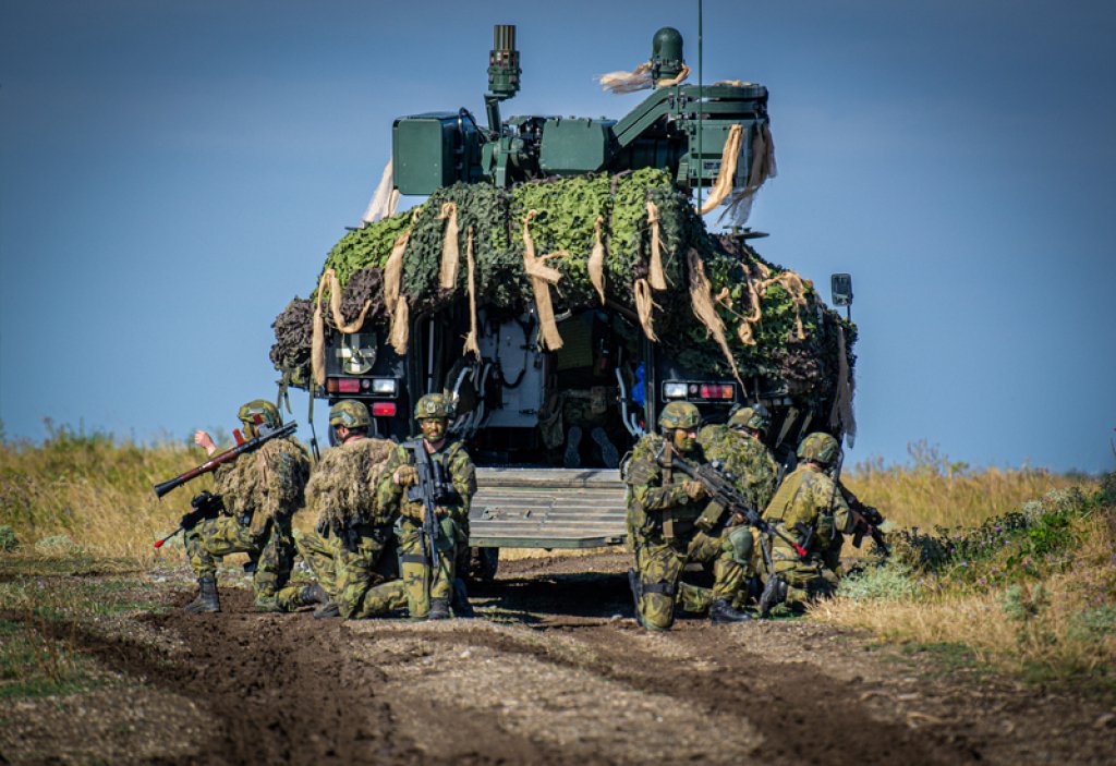 FT: NATO příští rok uskuteční největší vojenské cvičení od studené války